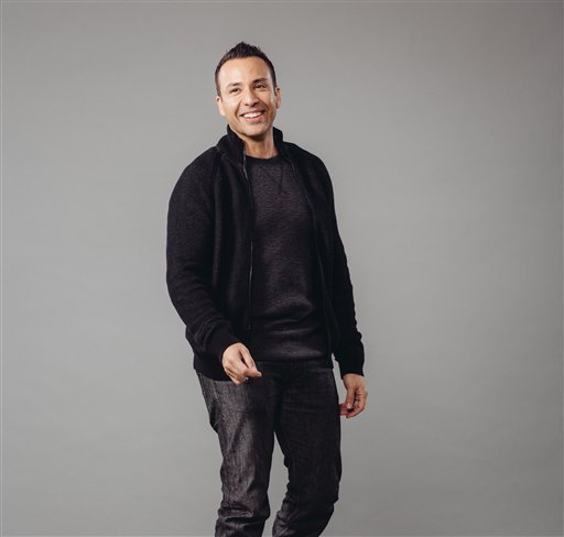 Love and Light – From The Fans To You, Howie! – The Dark Side