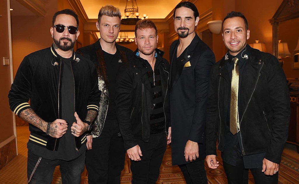 Hey Boys, YES release the Unreleased Songs and Acoustic Album For Your ...